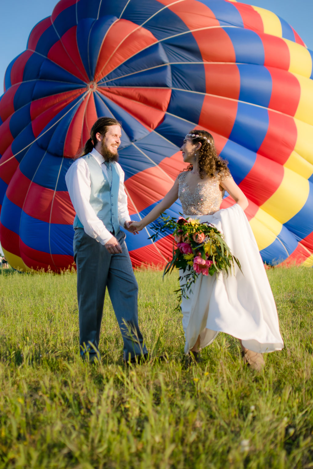 Hot Air Balloons: A Whimsical Styled Shoot - Danni Lea Photo